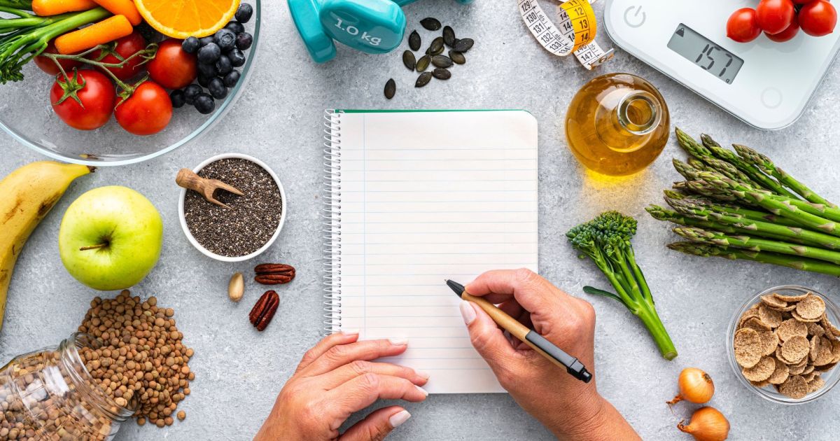 Jesz „jak ptaszek”, a waga stoi? Ukryte kalorie, które sabotują Twoją dietę